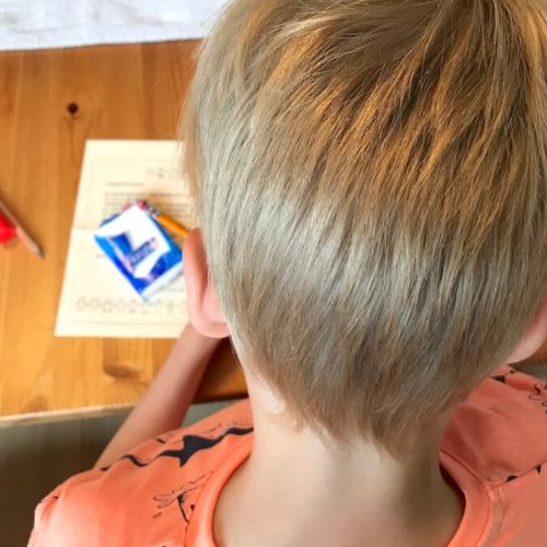 Schulsachen-Liste [umfassende Checkliste + App]
